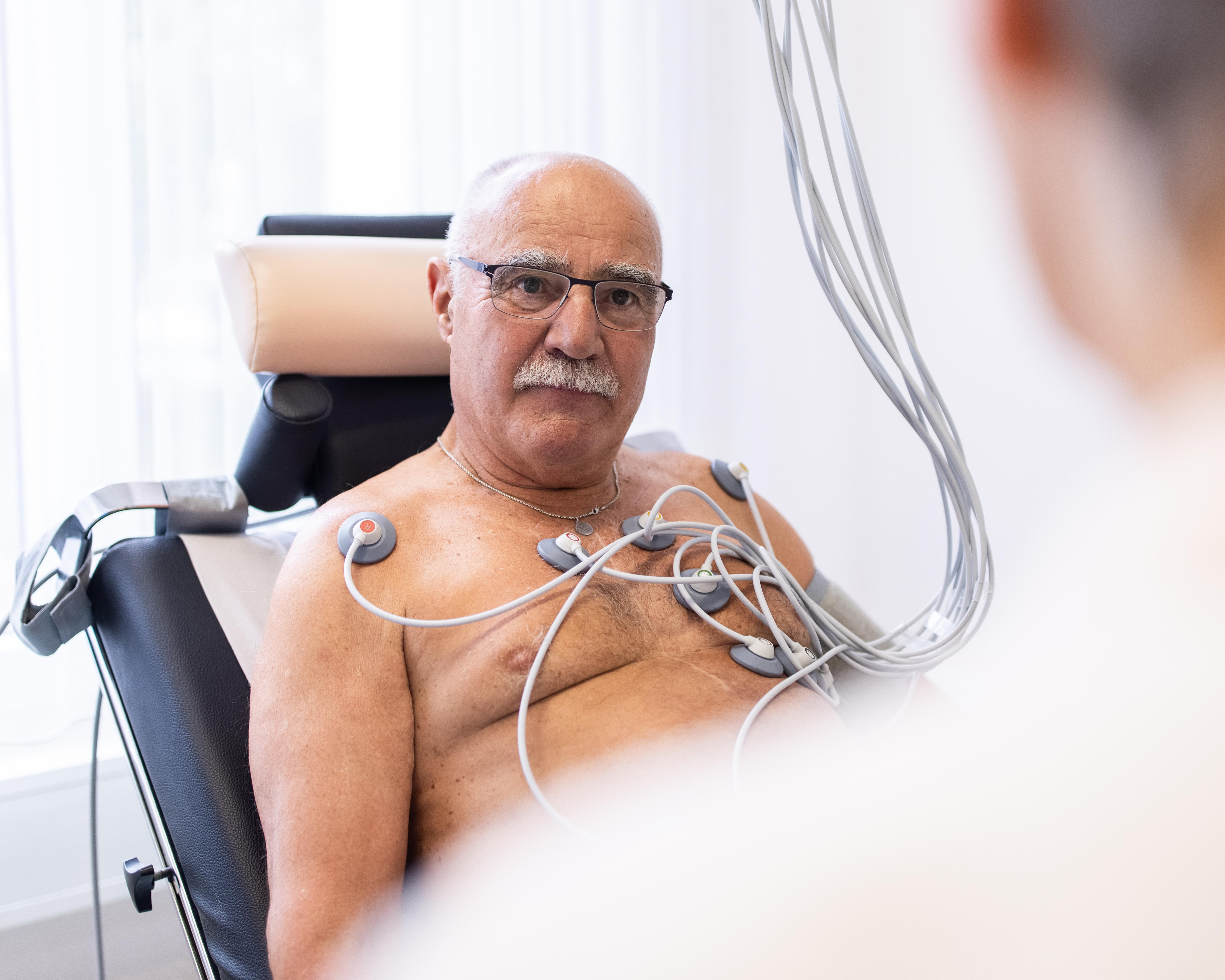 Bubble contrast echocardiogram